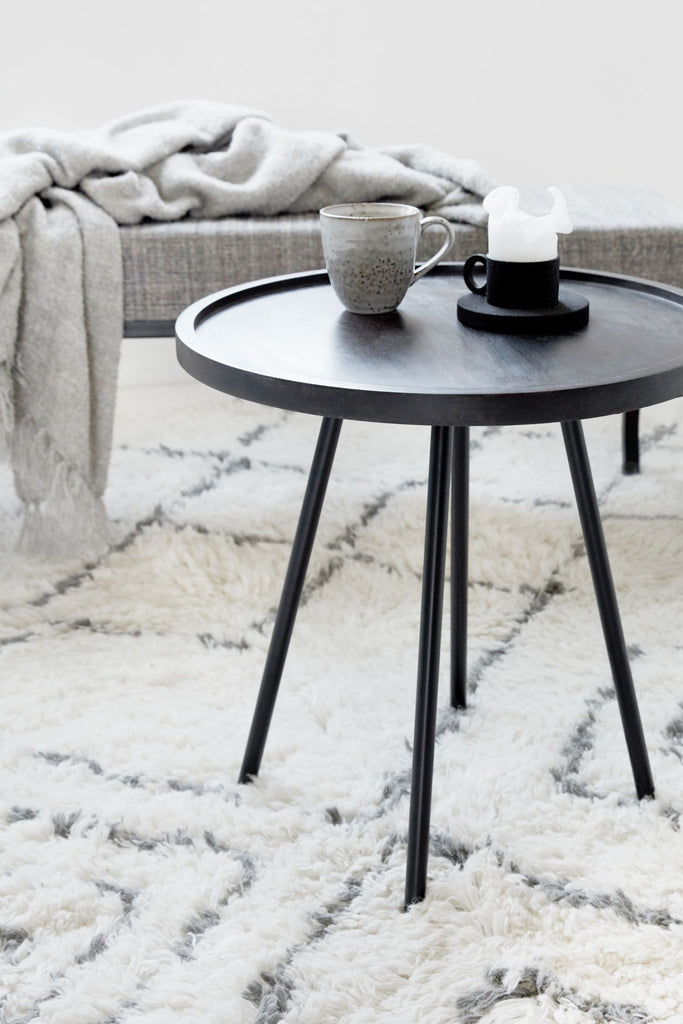 Coffee + side tables – Nest