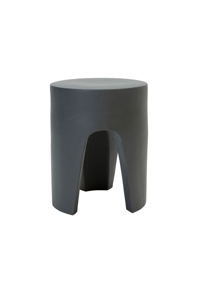 Coffee + side tables – Nest